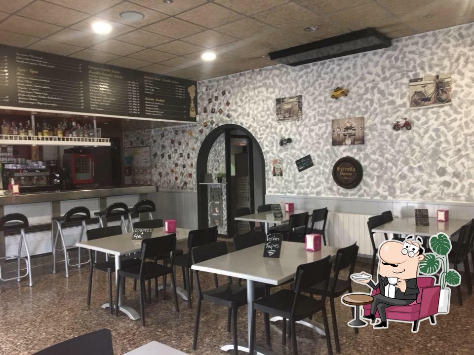 Bar Plaça Estació Sils, Sils - Menú del restaurante, precios y reseñas