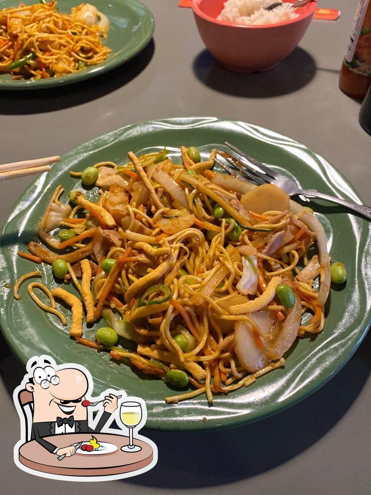 HuHot Mongolian Grill, Lindale Mall, 4444 1st Ave NE in Cedar Rapids ...