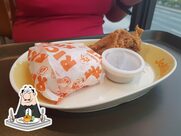 Restaurante Jollibee Shell C5 Southbound Heritage 24 hour Store, Taguig ...