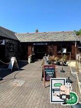 Mullion Meadows Coffee Shop in Mullion - Restaurant reviews