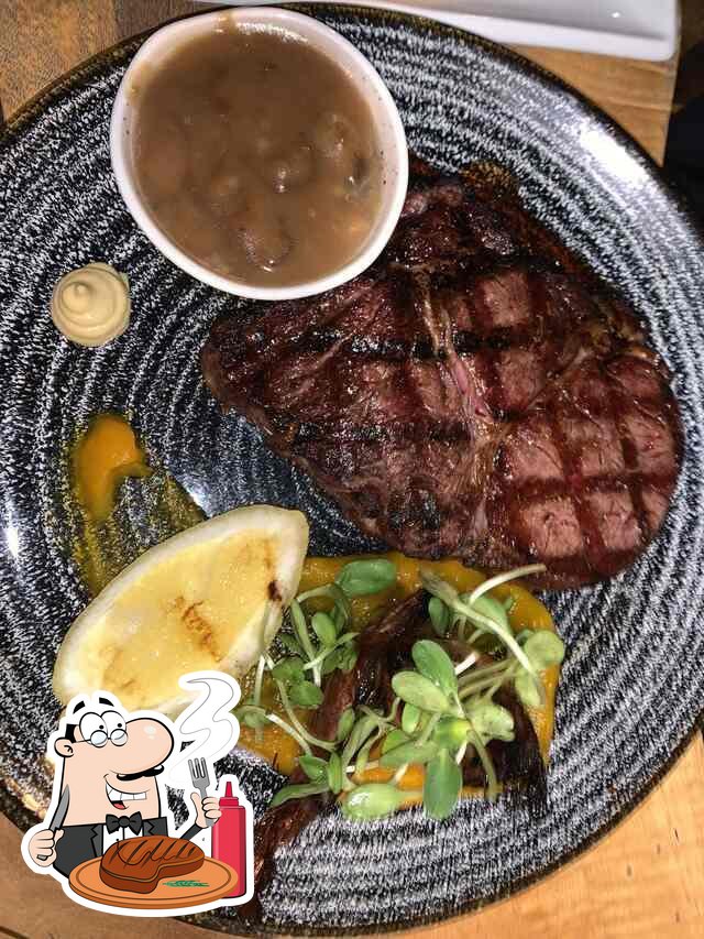 Iron Bar in Port Douglas - Restaurant menu and reviews