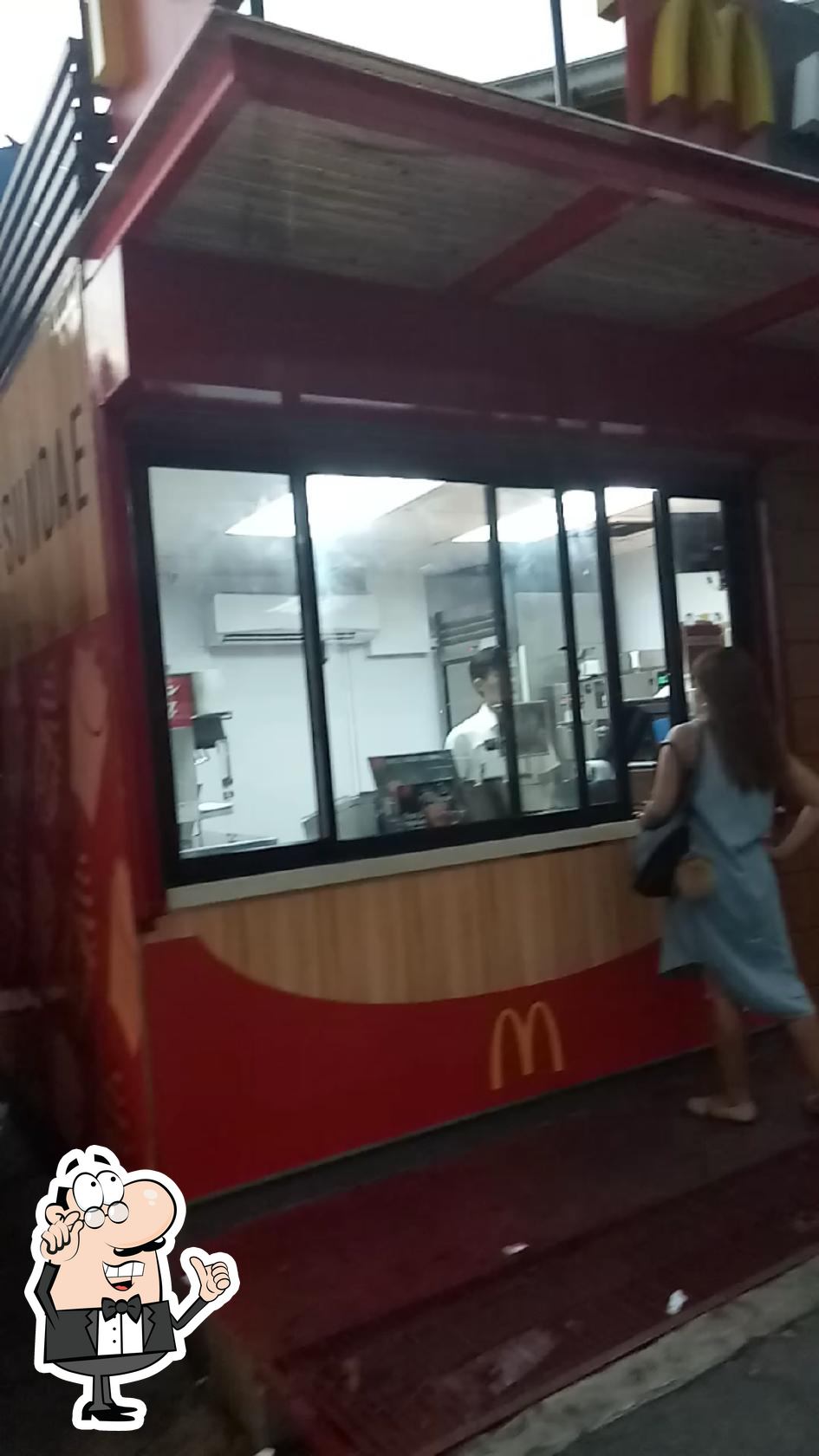 Mcdonalds Dessert Stall, Parañaque - Restaurant menu, prices and reviews