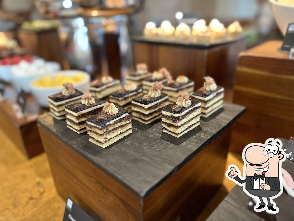 Spectrum, Makati, Ayala - Restaurant menu, prices and reviews