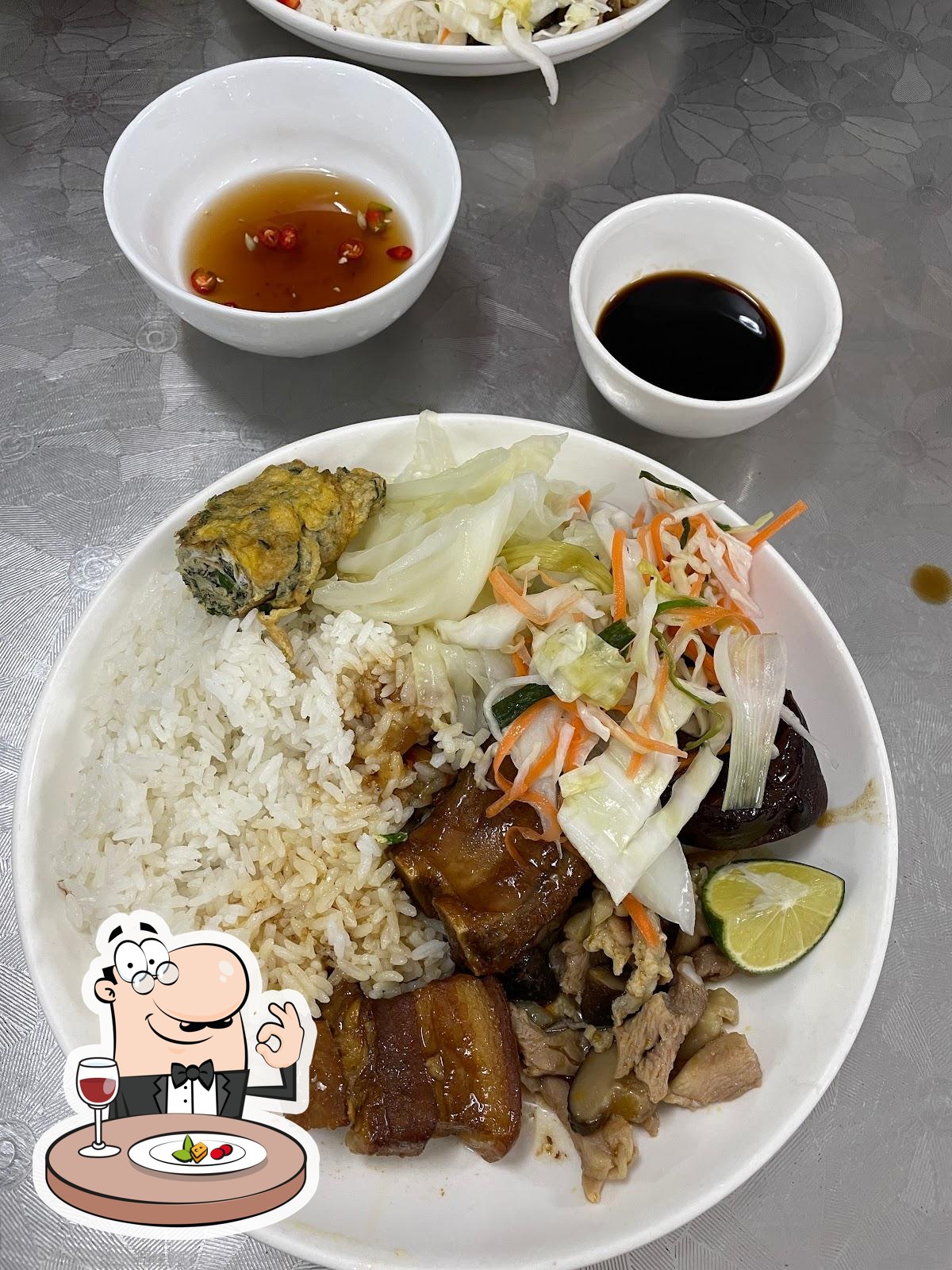 Cơm Hà Nội quán các món ăn tự chọn Gia đình - Bình dân - Văn phòng ...