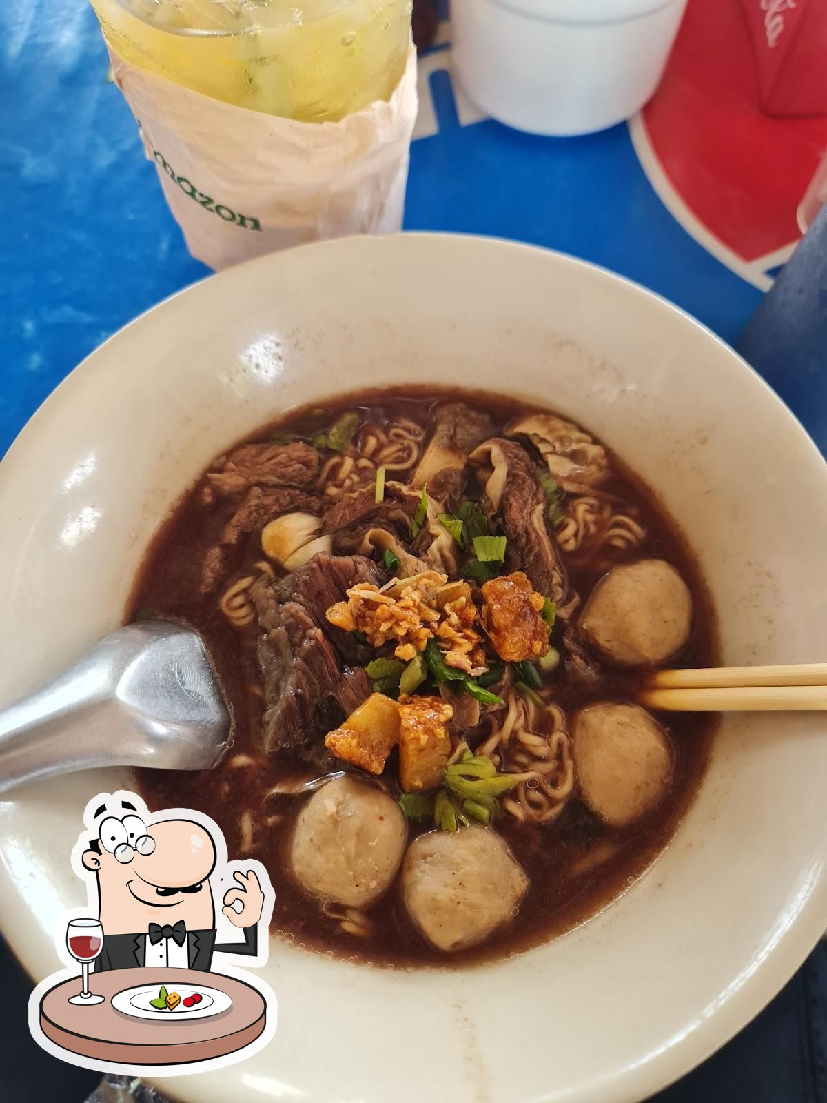 ก๋วยเตี๋ยวเนื้อหมูตุ๋น, Non Din Daeng - Restaurant menu, prices and reviews