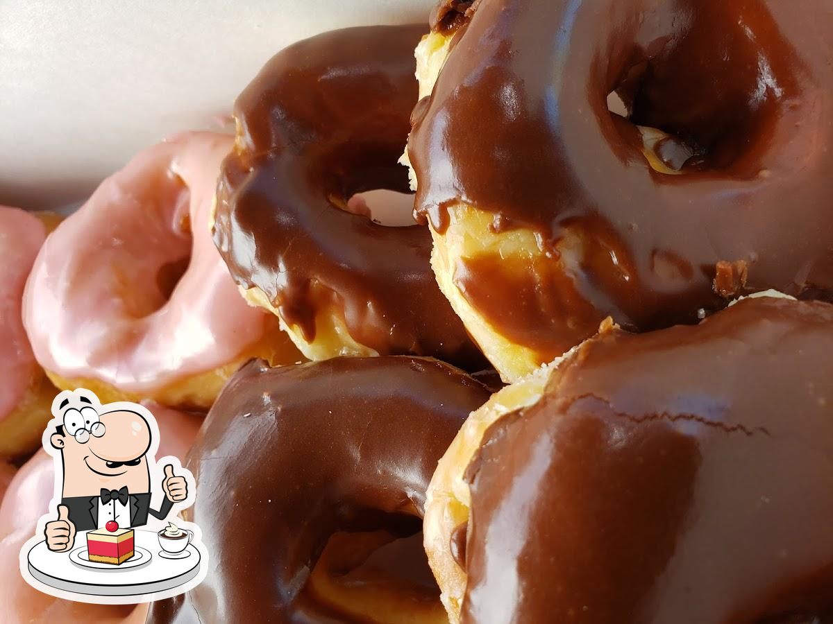 Max's Donut Shop, Allen - Restaurant menu, prices and reviews