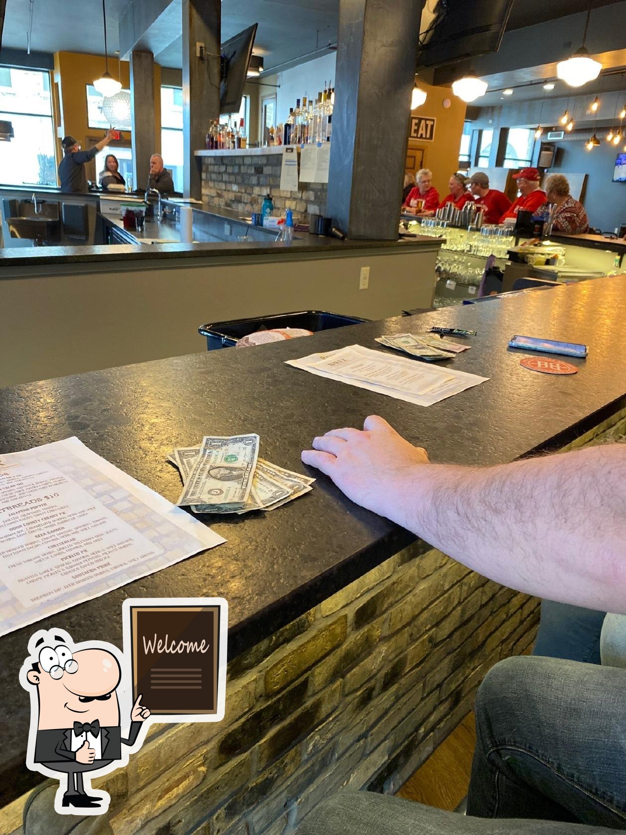 Brix, Manitowoc - Restaurant menu, prices and reviews