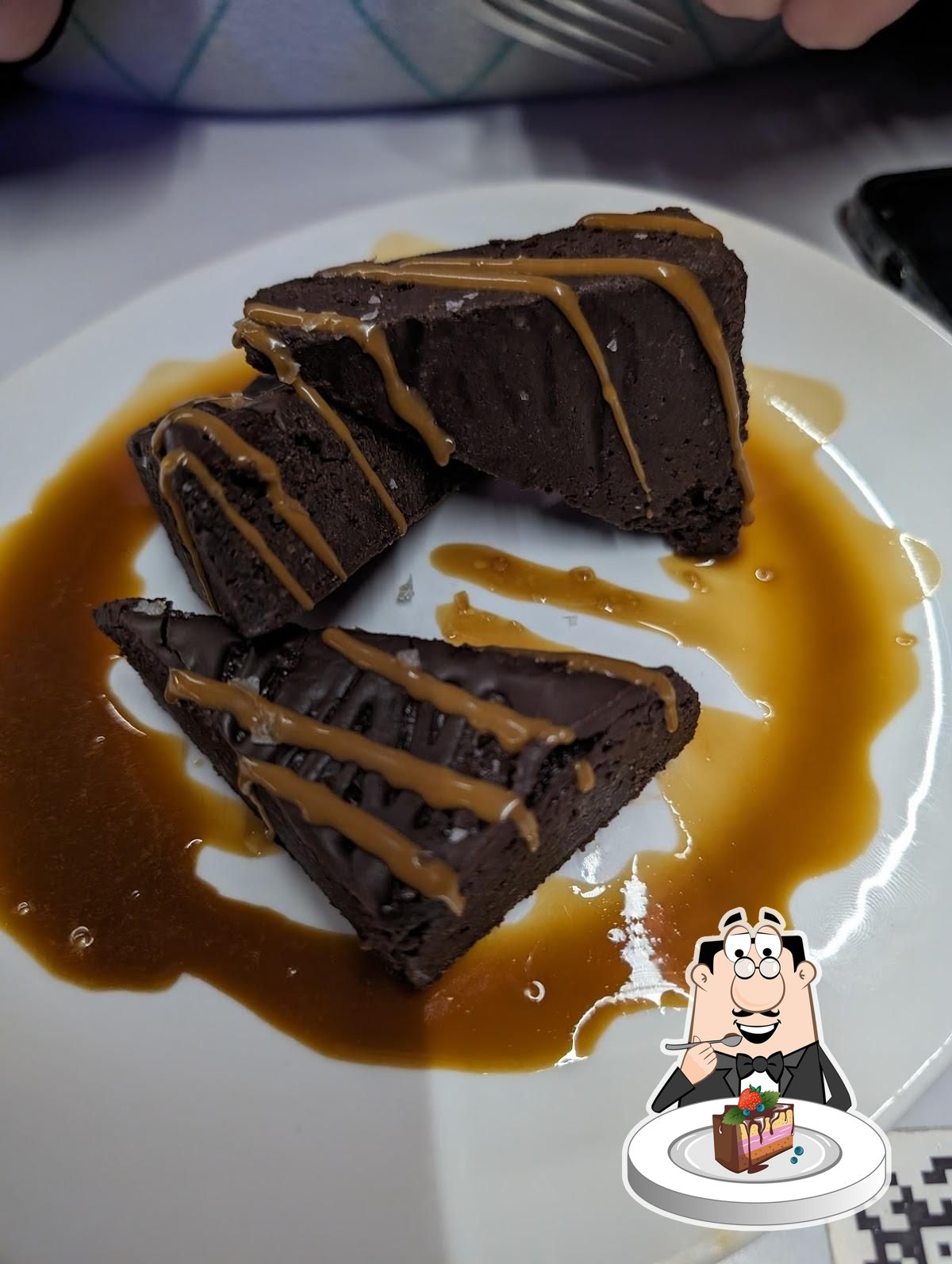 Storm Crow Manor, Toronto - Restaurant menu, prices and reviews