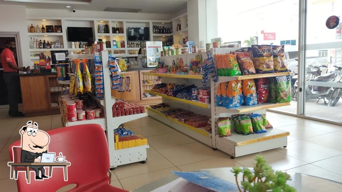 Food Shop La Higueyana, Higuey - Menú del restaurante, precios y reseñas