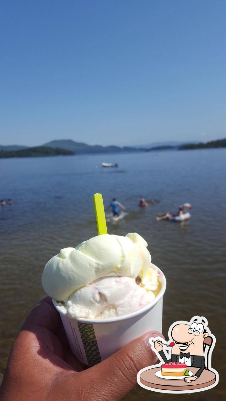 St Mocha Coffee Shop And Ice Cream Parlour Luss Pier in Luss ...