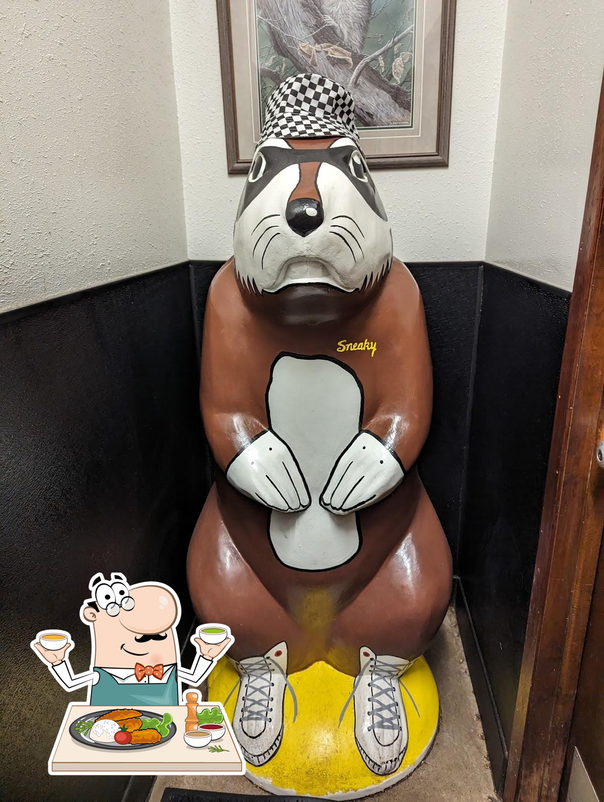 Sneaky's Chicken, Sioux City - Restaurant menu, prices and reviews