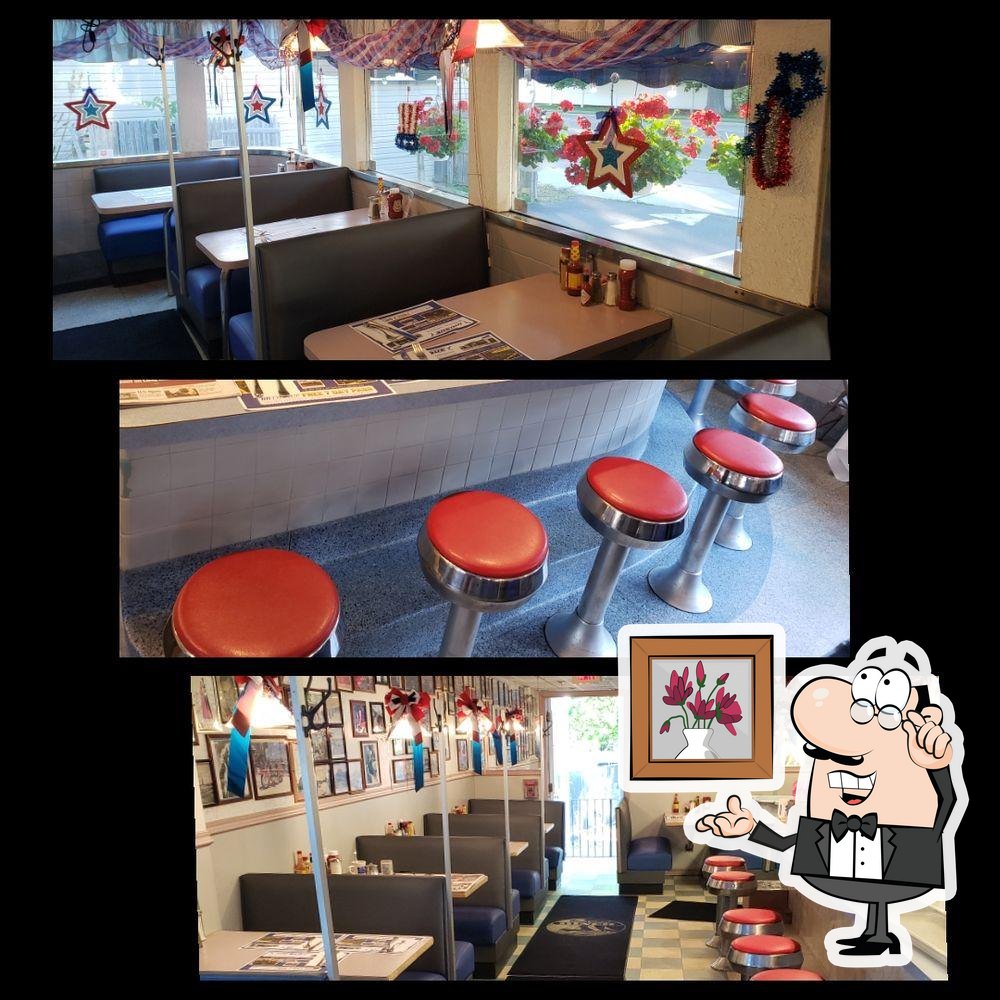 Blue Point Diner in Blue Point - Restaurant menu and reviews