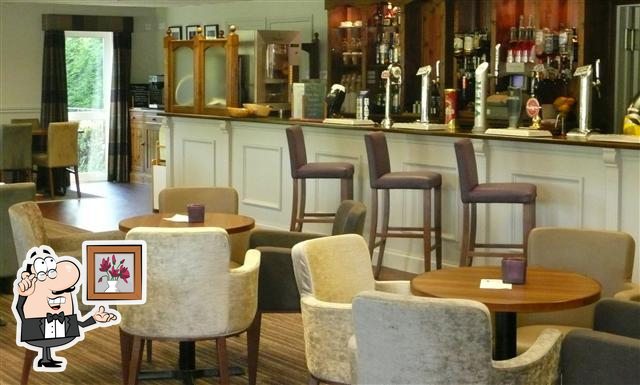 Lunchtime menu for whetstone golf club and review - Restaurant Guru