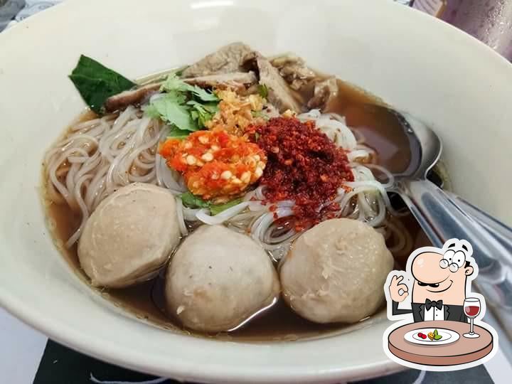 กิน-เตี๋ยว ฮาลาล Kin-tiew Halal restaurant, Yala