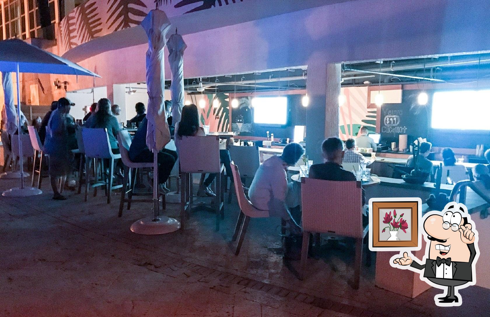 Aquatica Pool & Beach Bar in Miami Beach - Restaurant menu