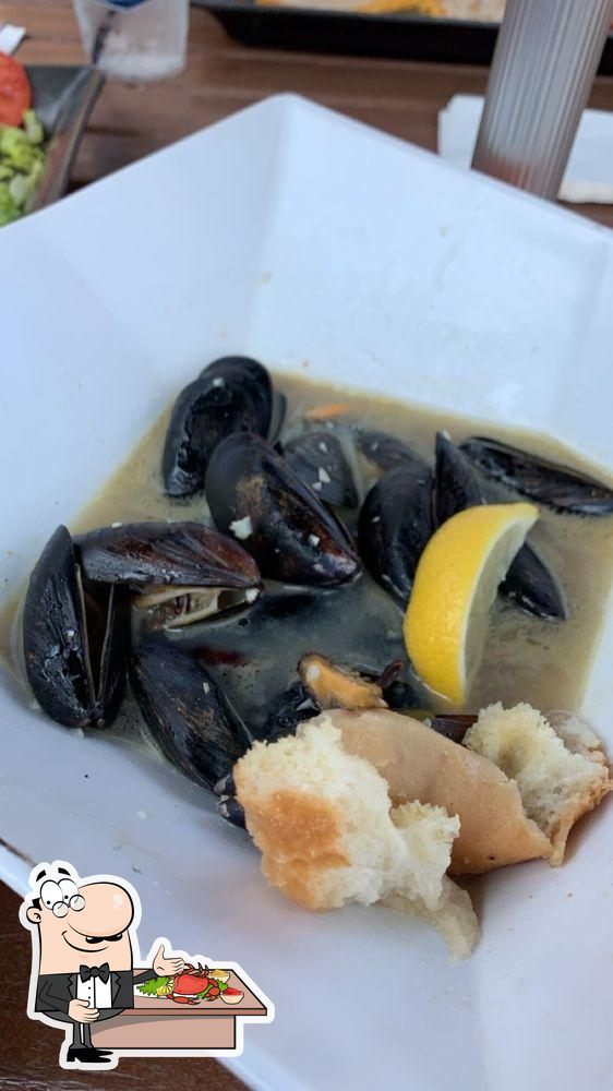 Dublin Deck Tiki Bar and Grill in Patchogue - Restaurant menu and reviews