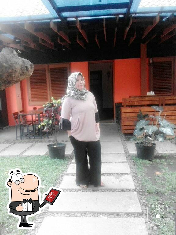 Tamani Cafe, Bandung