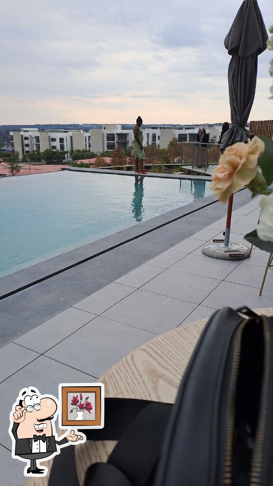 Luna Club Ellipse, Midrand - Restaurant menu, prices and reviews