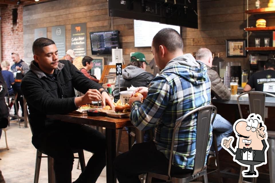 Burger Bench in Escondido - Restaurant menu and reviews
