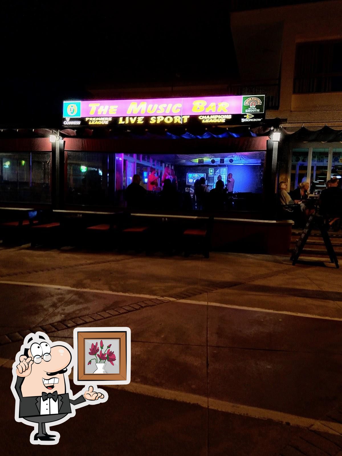 The Music Bar sa coma in Sa Coma - Restaurant reviews
