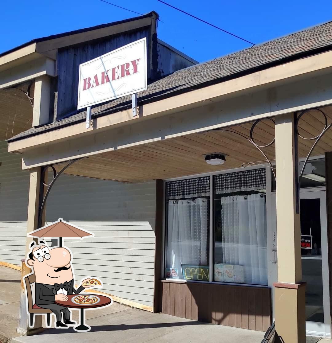 Pastry Palace Bakery in Jamesville - Restaurant reviews