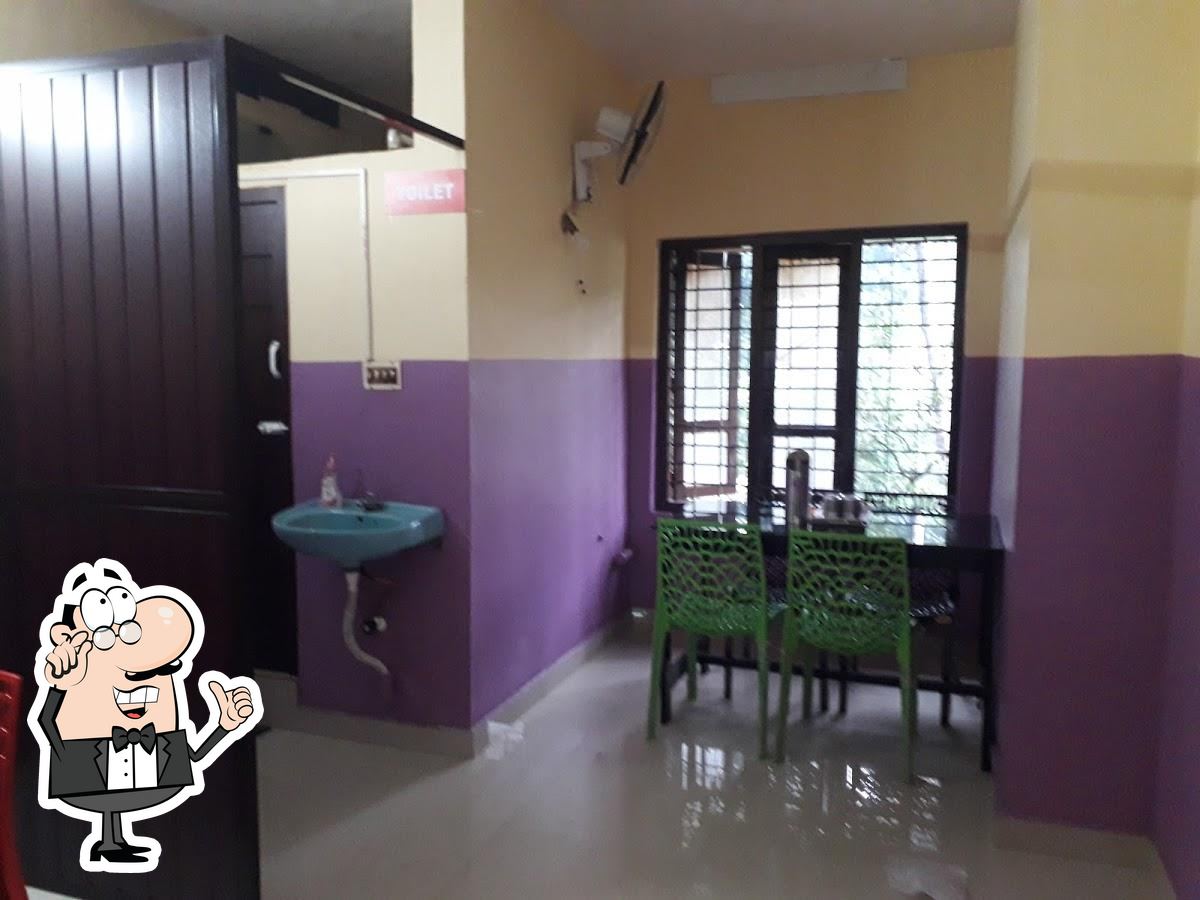 Shravan family restuarant, Chengamanad - Restaurant reviews
