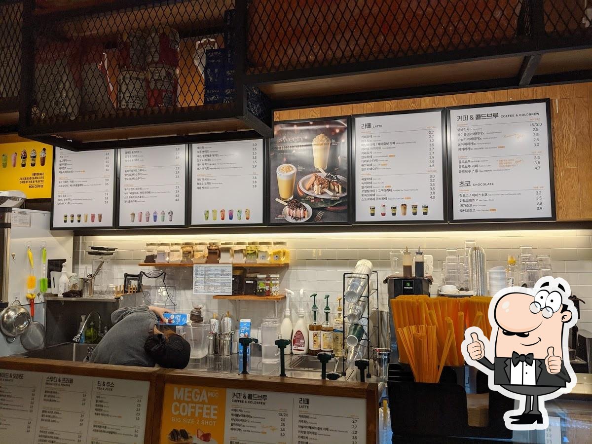 Mega Coffee, Incheon - Restaurant menu, prices and reviews