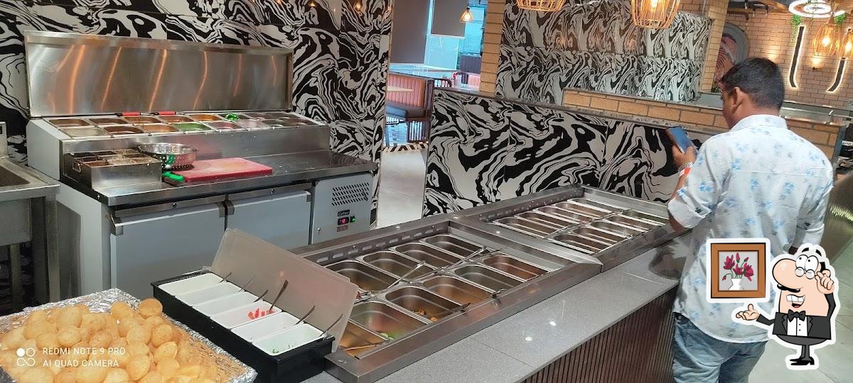 Octant Pizza, Ahmedabad - Restaurant menu and reviews