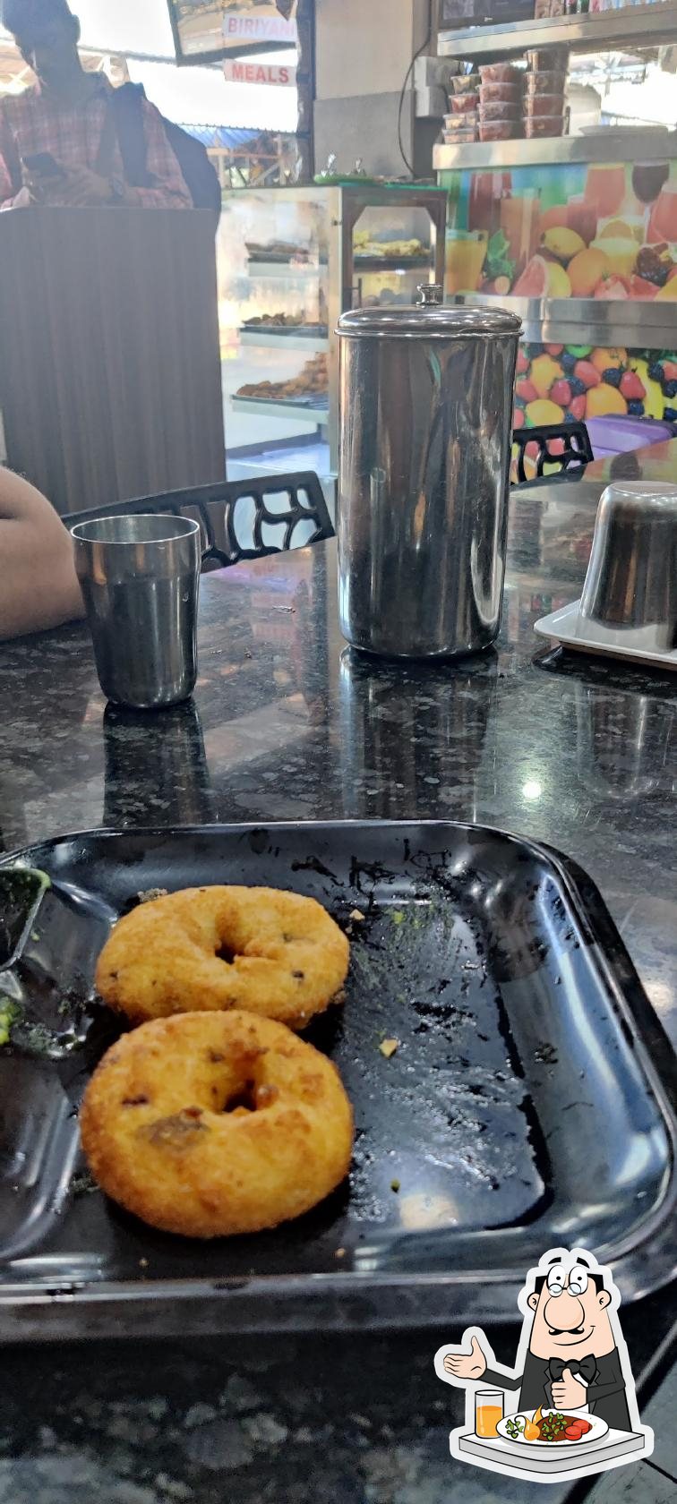 FOOD TRACK ALUVA, Aluva - Restaurant reviews