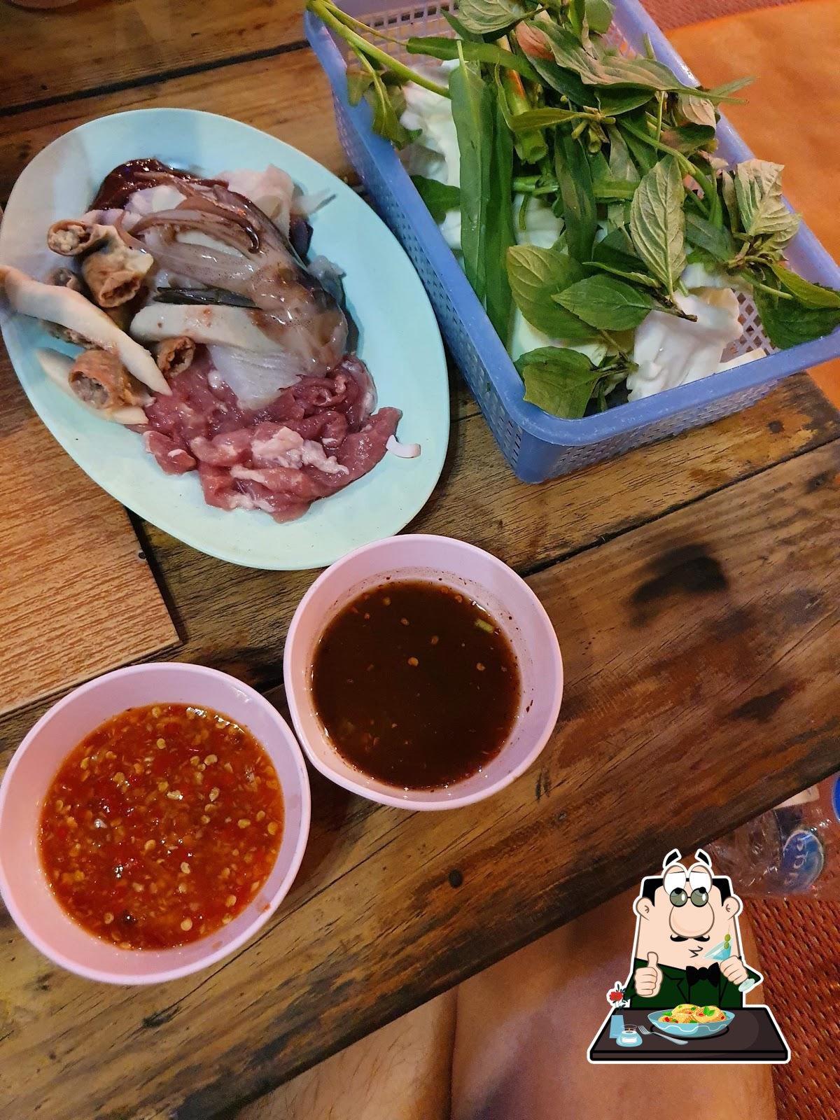 Restaurante จิ้มจุ่มหม้อแตก, Nakhon Ratchasima, W2XX+FJC - Opiniones ...