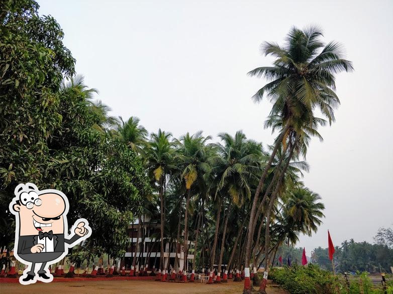 Surali Wadi Beach Resort - Hotels in Dapoli, Karde - Restaurant reviews