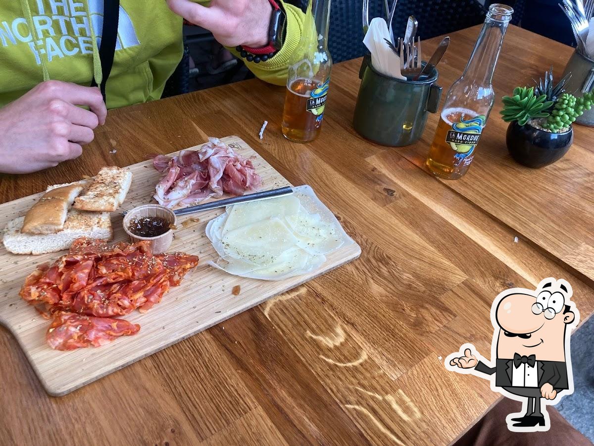 La Fabrica pub & bar, Chamonix - Restaurant reviews