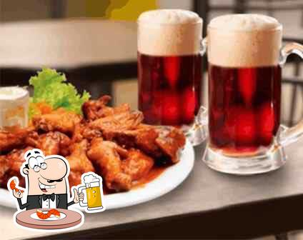Rudos & tatis burguers wings beer, Mexico City