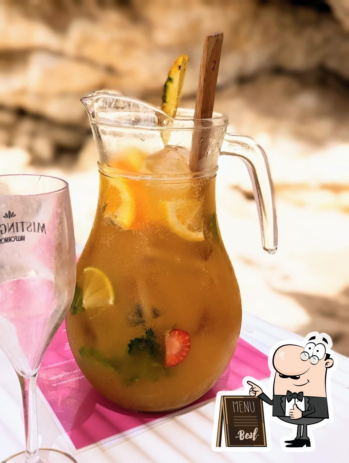 Balmins Beach Chiringuito in Sitges - Restaurant reviews
