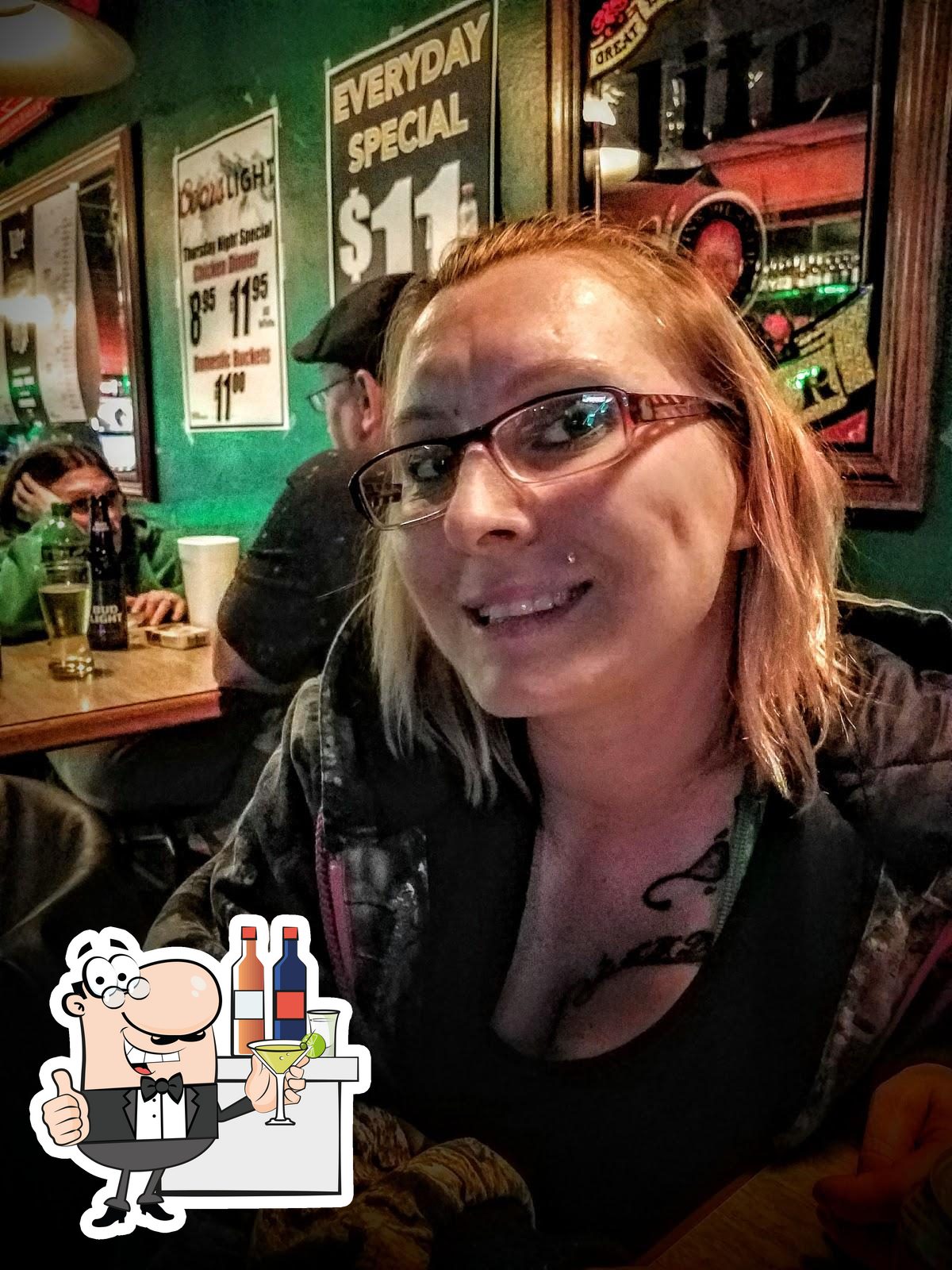 Track Shack in Springfield - Restaurant menu and reviews