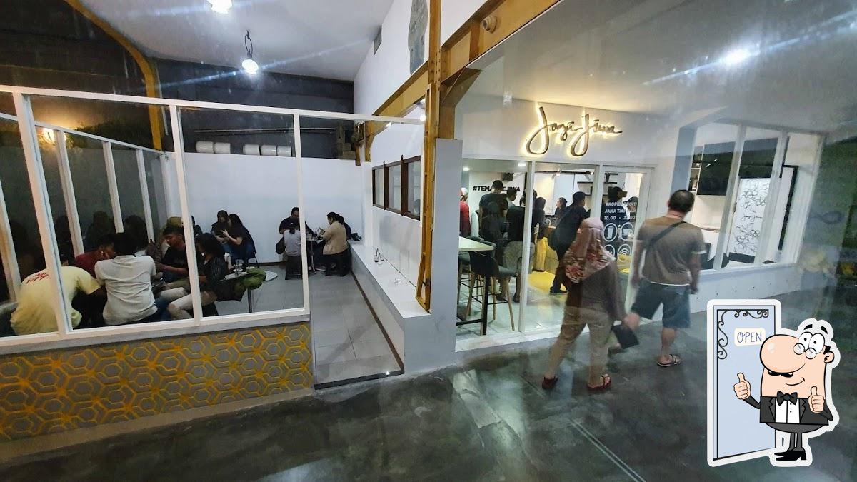 Kopi Janji Jiwa Imam Bonjol Semarang, Semarang - Restaurant reviews