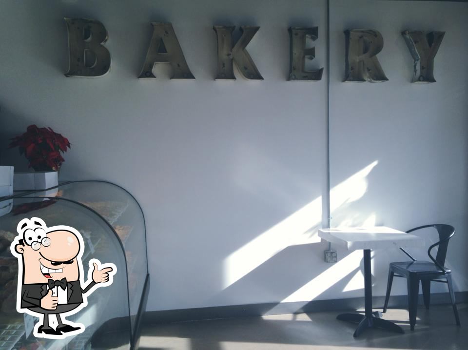 Candle Light Bakery in South Gate - Restaurant menu and reviews