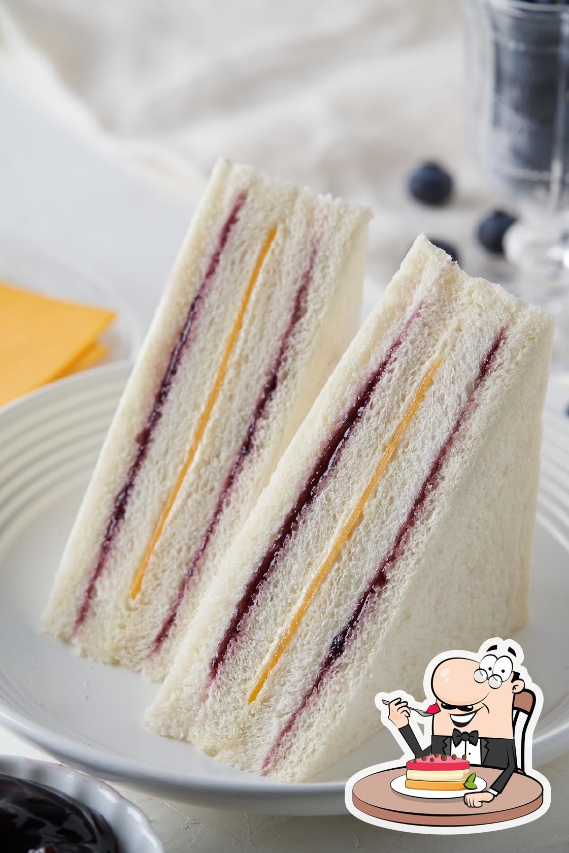 Hung Rui Chen Sandwich, Hong Kong, 荷里活廣場1樓146B舖 - Restaurant reviews