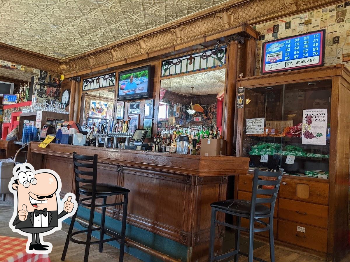 River Rock Cafe in Bay City - Restaurant menu and reviews