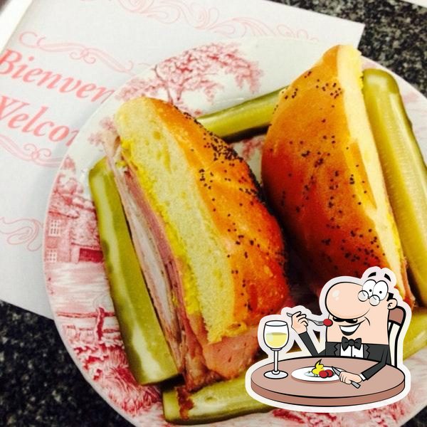 Snowdon Deli, Montréal, Snowdon - Restaurant menu, prices and reviews