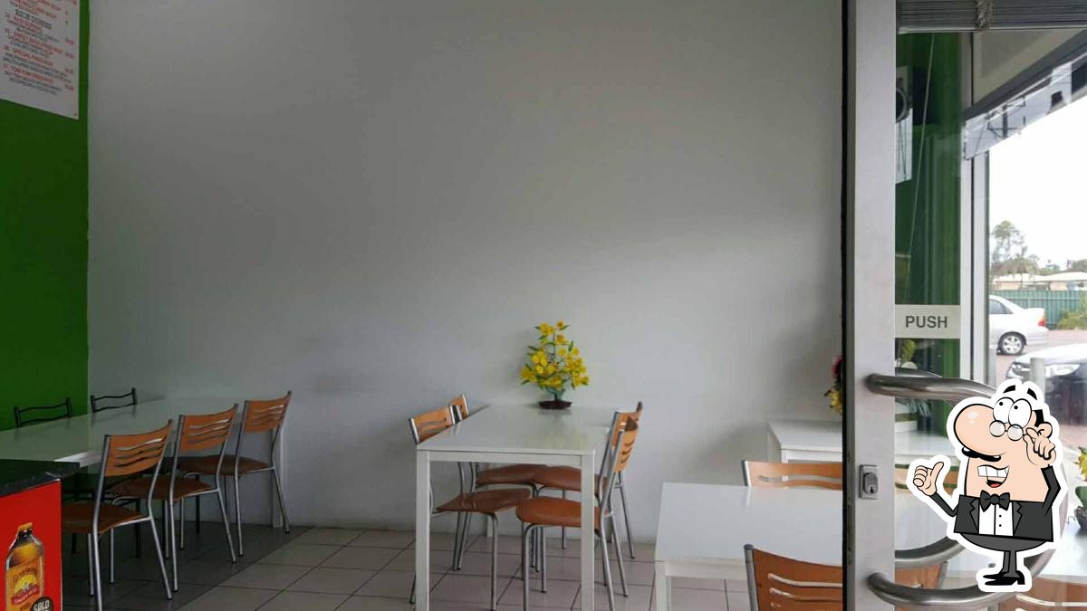 Wok 'n' Roll Bistro in Taperoo - Restaurant menu and reviews