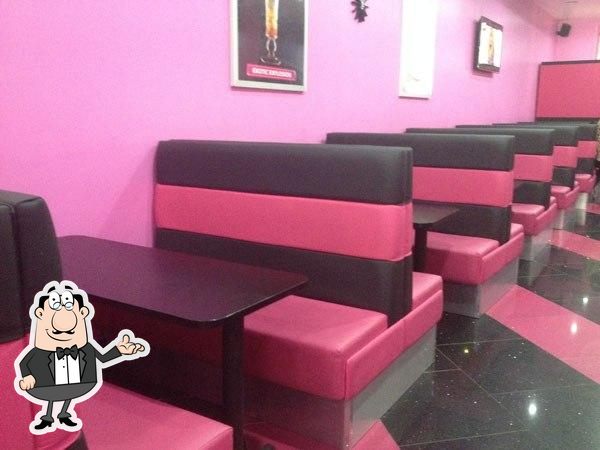 Sweet Affairs, 334 Bath Rd in Hounslow - Restaurant menu and reviews
