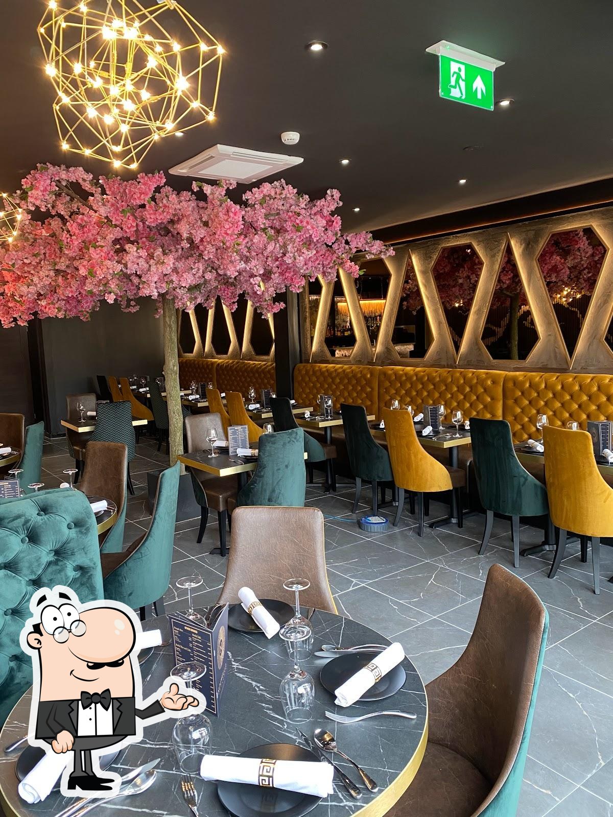 Nouvellè Lounge, Saint Albans - Restaurant menu, prices and reviews