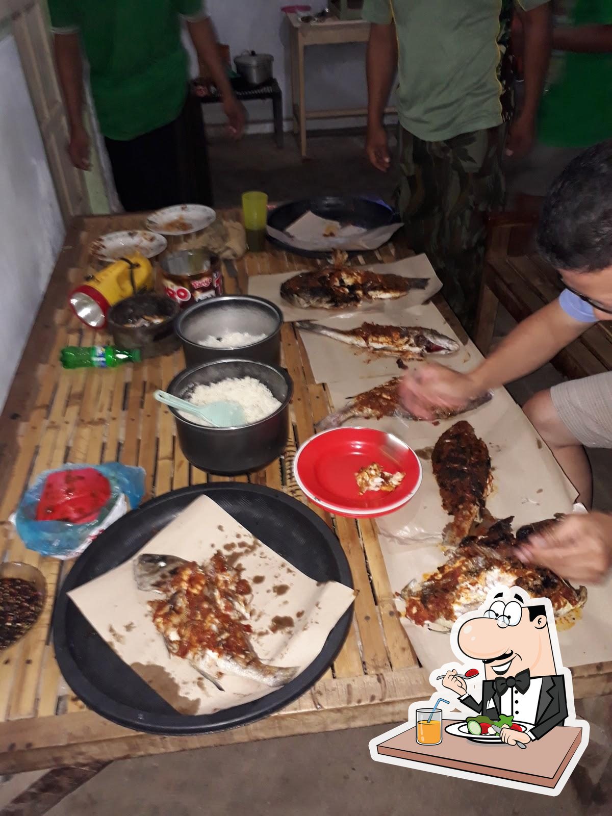 Hantu Laut Cafe, Besuki - Opiniones del restaurante