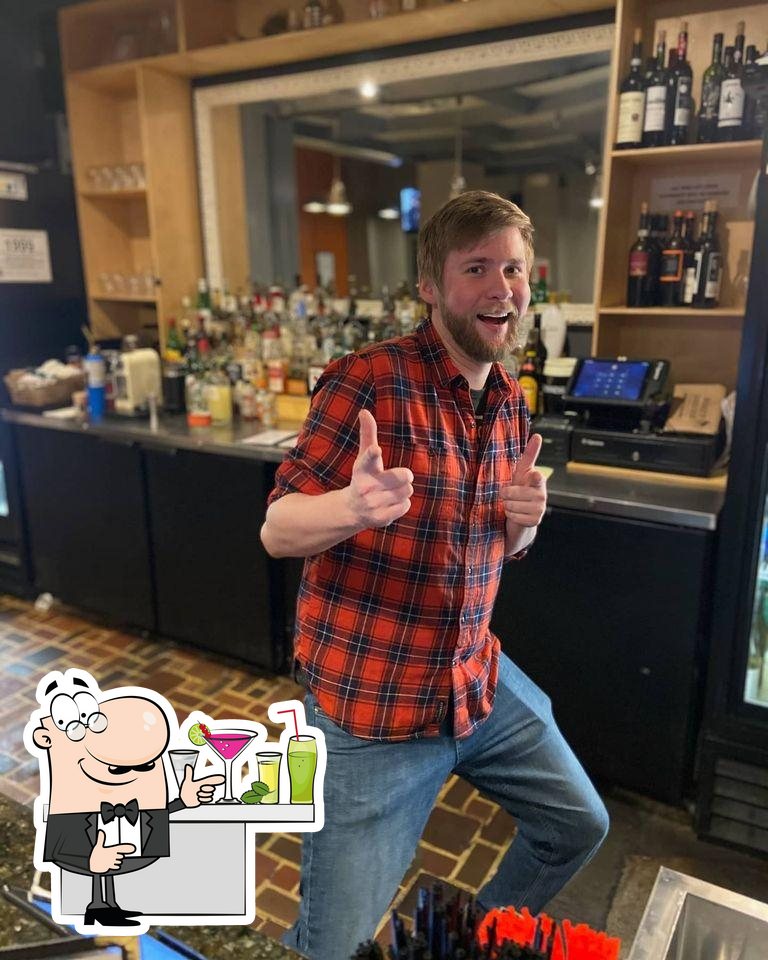 Common Pub Detroit in Detroit - Restaurant menu and reviews