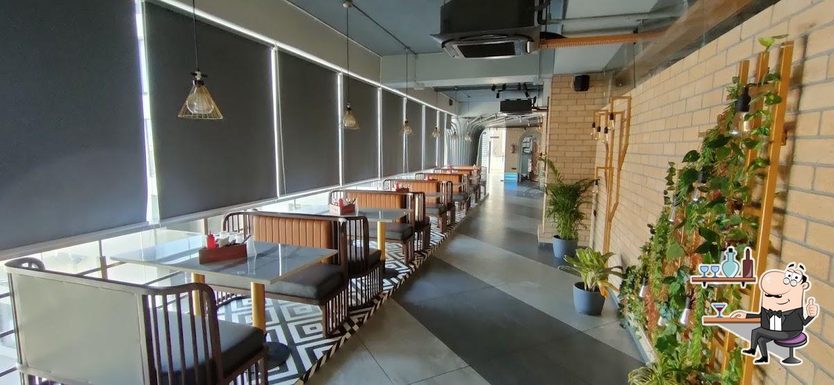 Octant Pizza, Ahmedabad - Restaurant menu and reviews