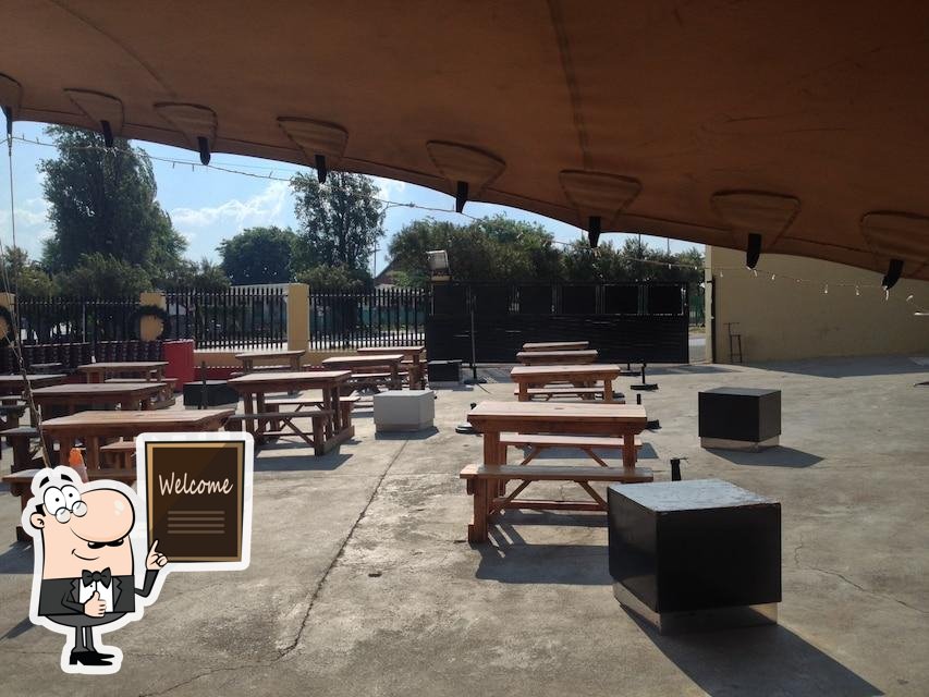 Kwa Lichaba pub & bar, Soweto, Corner Xorile & Khumalo Street ...