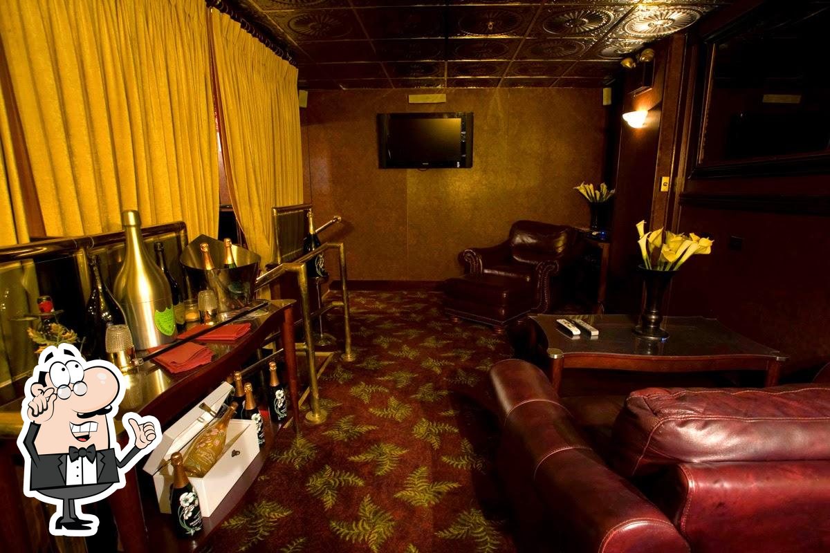 Rick's Cabaret Portland in Portland - Restaurant reviews