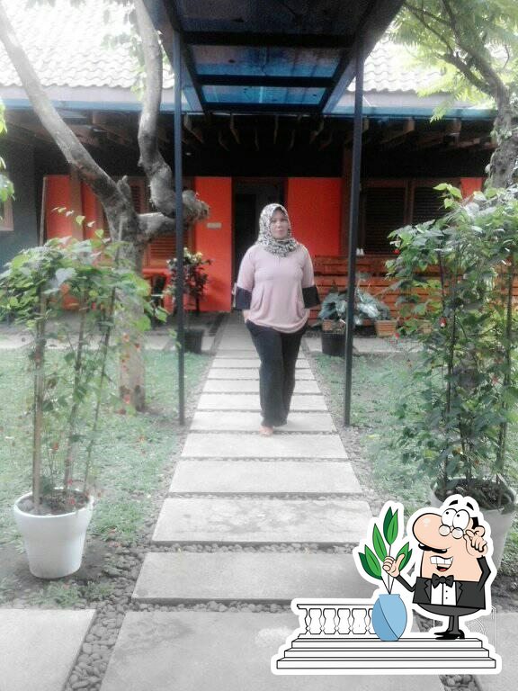 Tamani Cafe, Bandung