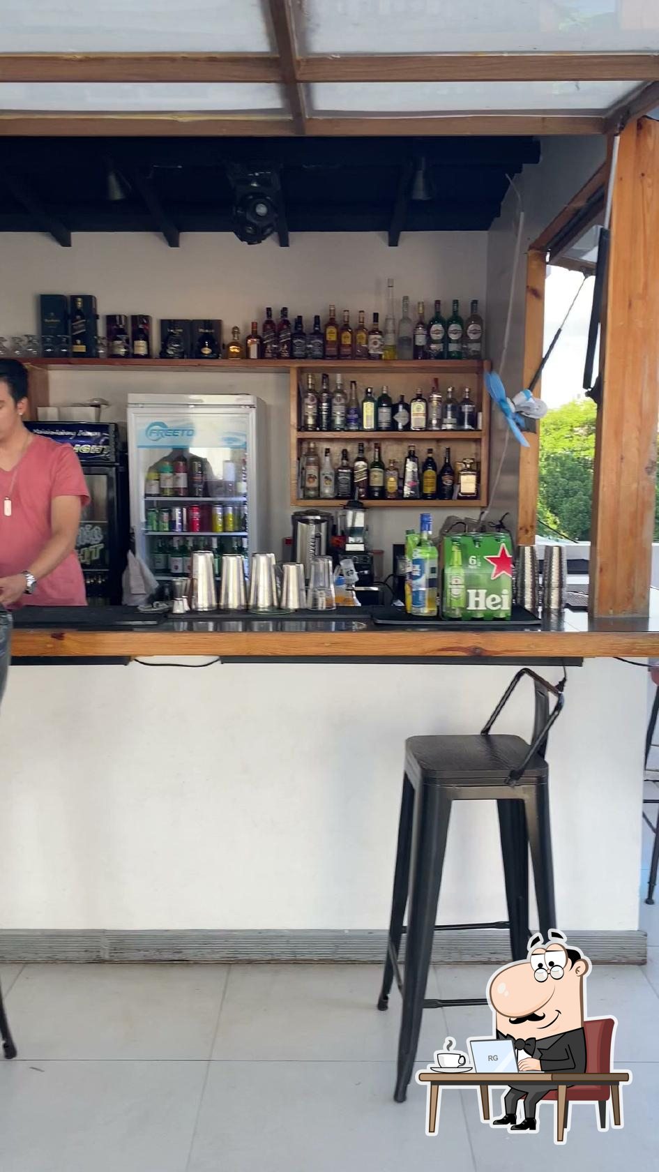 Cafe Roo - Premium Rooftop Cafe, Manila - Restaurant menu and reviews